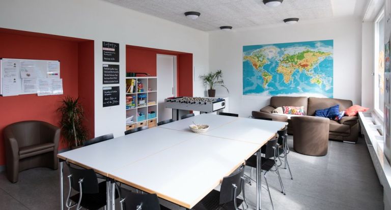 Akut- und Intensivstation für Kinder und Jugendliche (AKIS) - Luzerner ... Akut- und Intensivstation für Kinder und Jugendliche (AKIS) - Luzerner ...